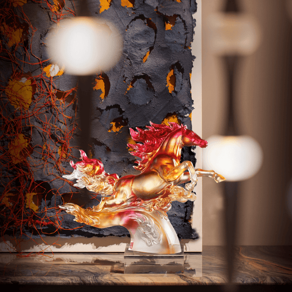 Crystal Horse Sculpture, Fireball, Charging to Triumph | LIULI – LIULI ...