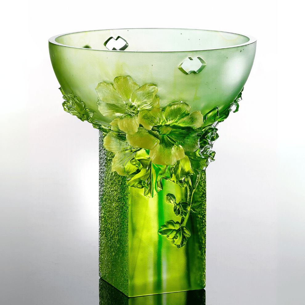 Crystal Floral Vase, Hibiscus, Embodiment of Beauty - Precious Hibiscu ...